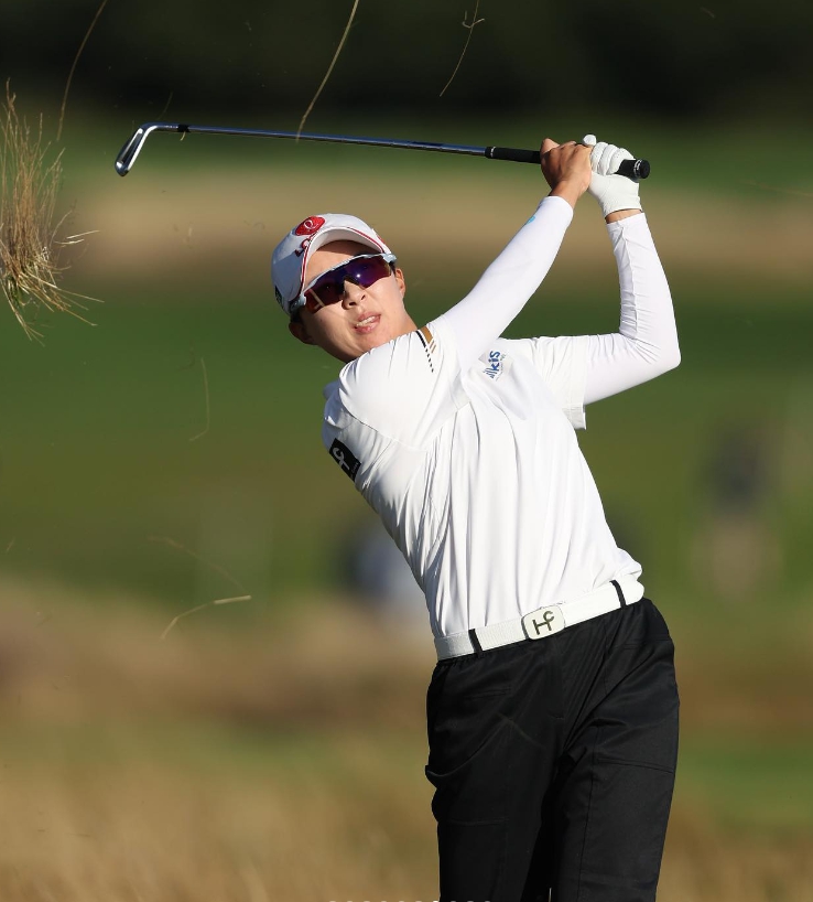 [LPGA]김효주와 고진영, 타수 줄이며 선두 맹추격 '톱10'...AIG 위민스 오픈