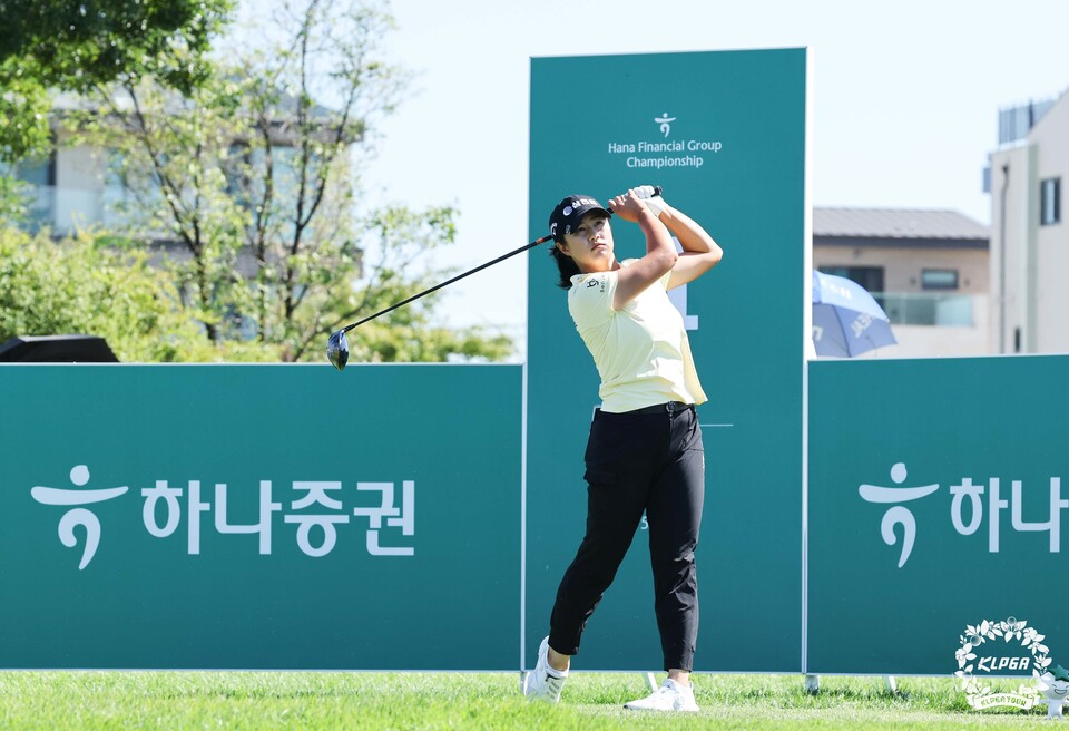 61타 몰아친 마다솜, KLPGA 하나금융그룹 챔피언십 정상 등극