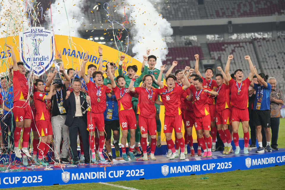 [FIFA 211개국 최고의 축구선수들 [31]] 베트남의 전설 ‘레꽁빈’ A매치 51골 폭발
